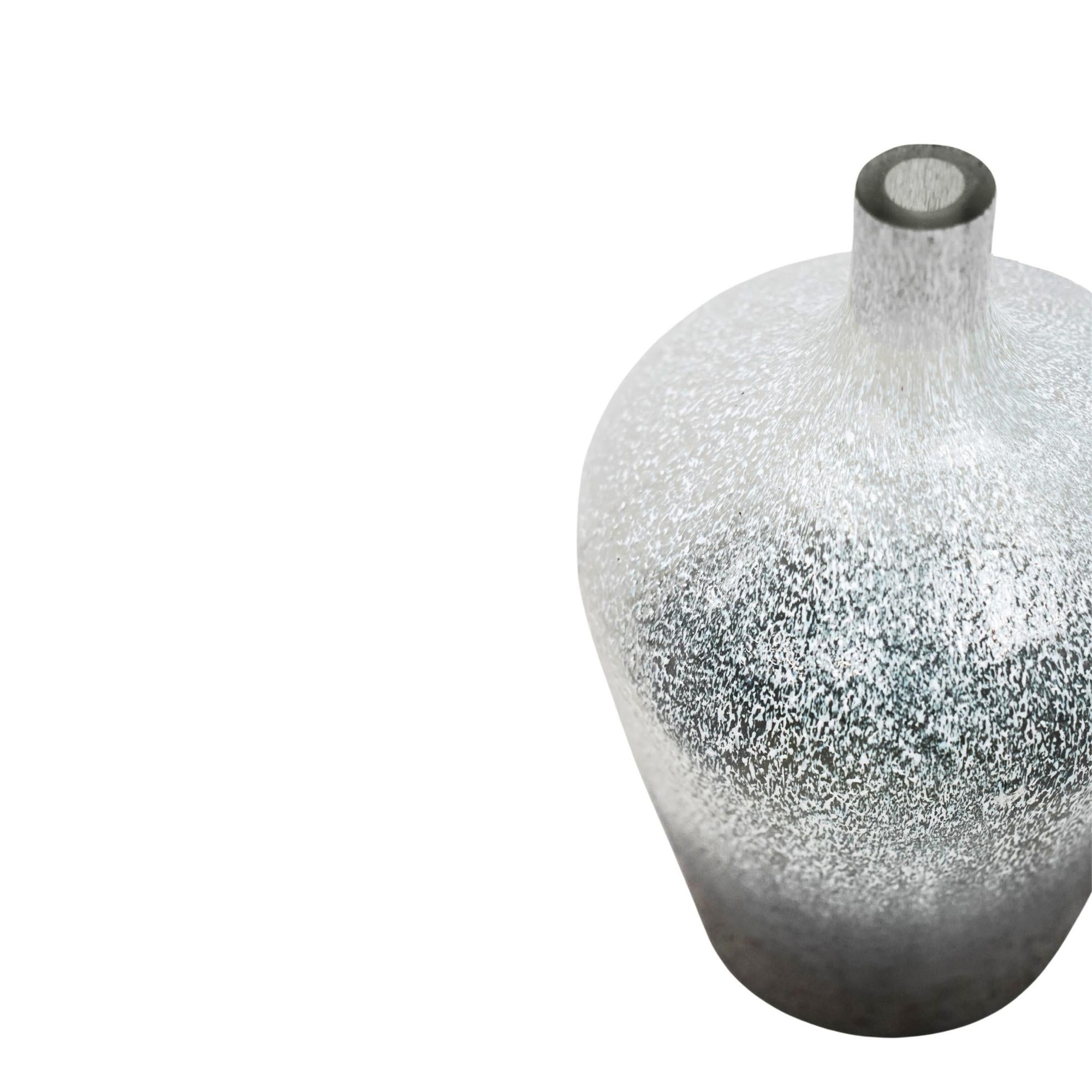 Verre Stem Frosted Vase – Ivyline