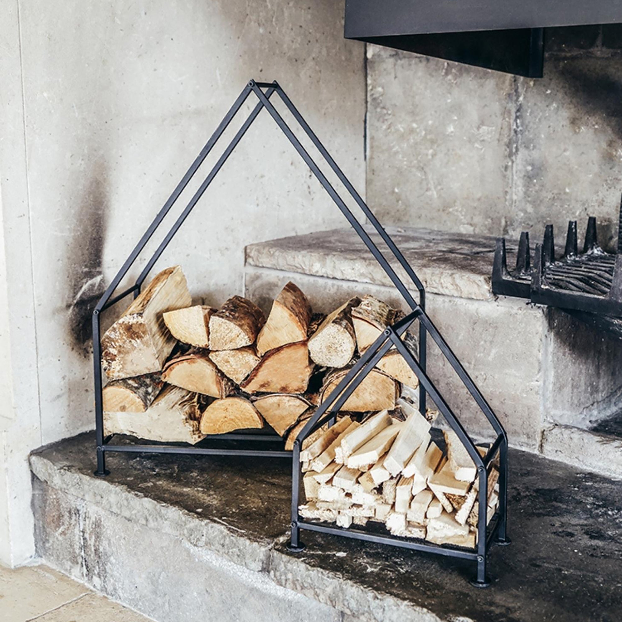 House Kindling Holder – Ivyline